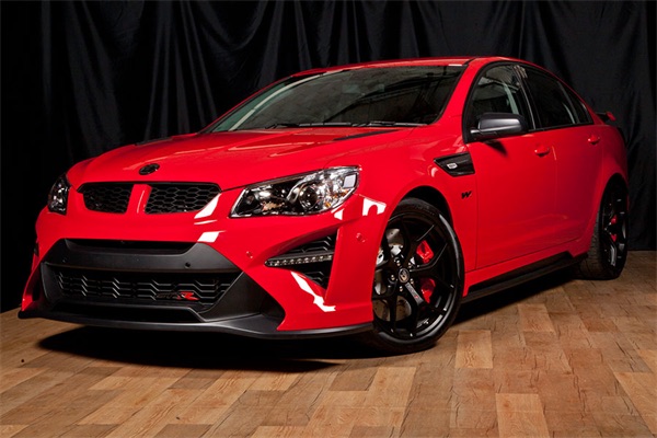 LAST HOLDEN TIPPED TO SELL FOR $300 000 AT AUCTION - Lloyds Auctions ...