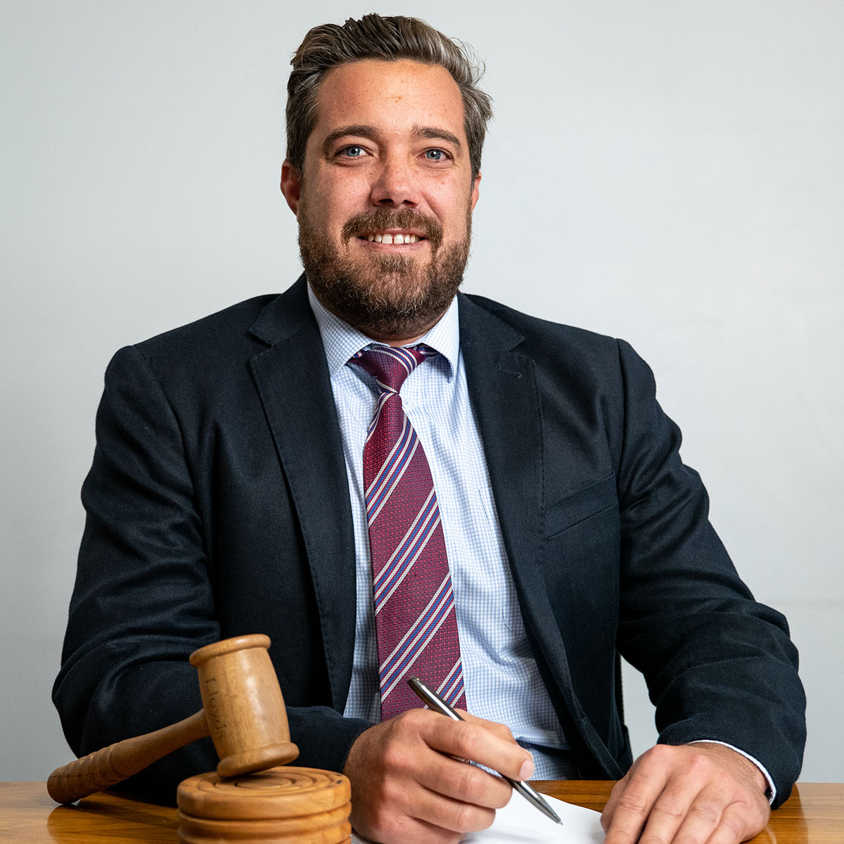 Meet the Team - Lloyds Auctions Australia – Auctioneers & Asset ...